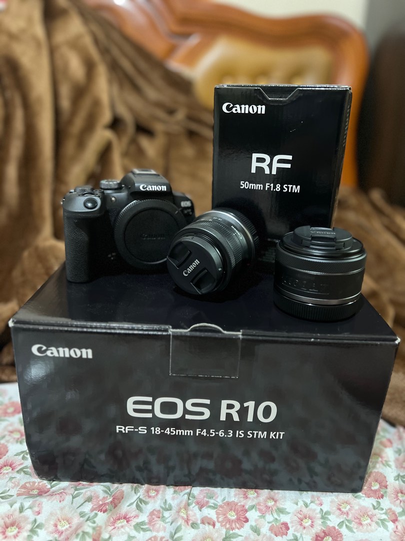 Canon R10 with 18-45mm kit and prime lens 50mm f1.8, Photography ...