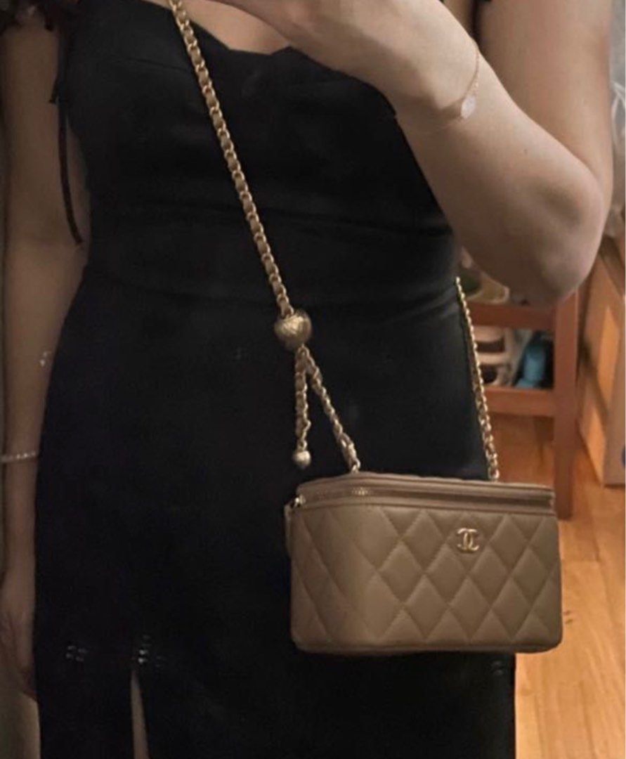 Chanel 22B Pearl Crush Vanity, Luxury, Bags & Wallets on Carousell