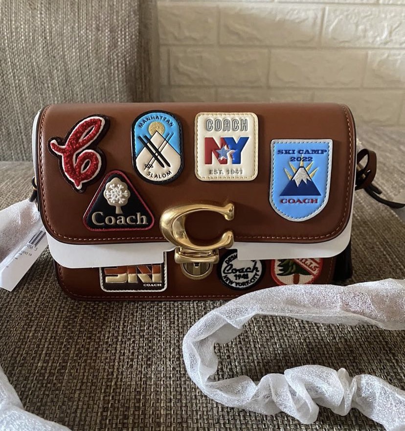 Coach studio patch, Barang Mewah, Tas & Dompet di Carousell
