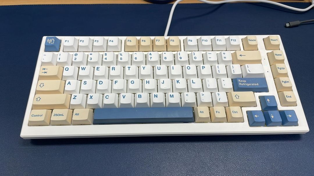 Custom Keyboard Akko Monsgeek MG75 75% Full set, Computers & Tech ...