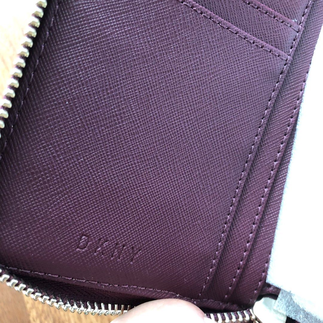 DKNY Zip Around Wallet (Small), Women's Fashion, Bags & Wallets ...