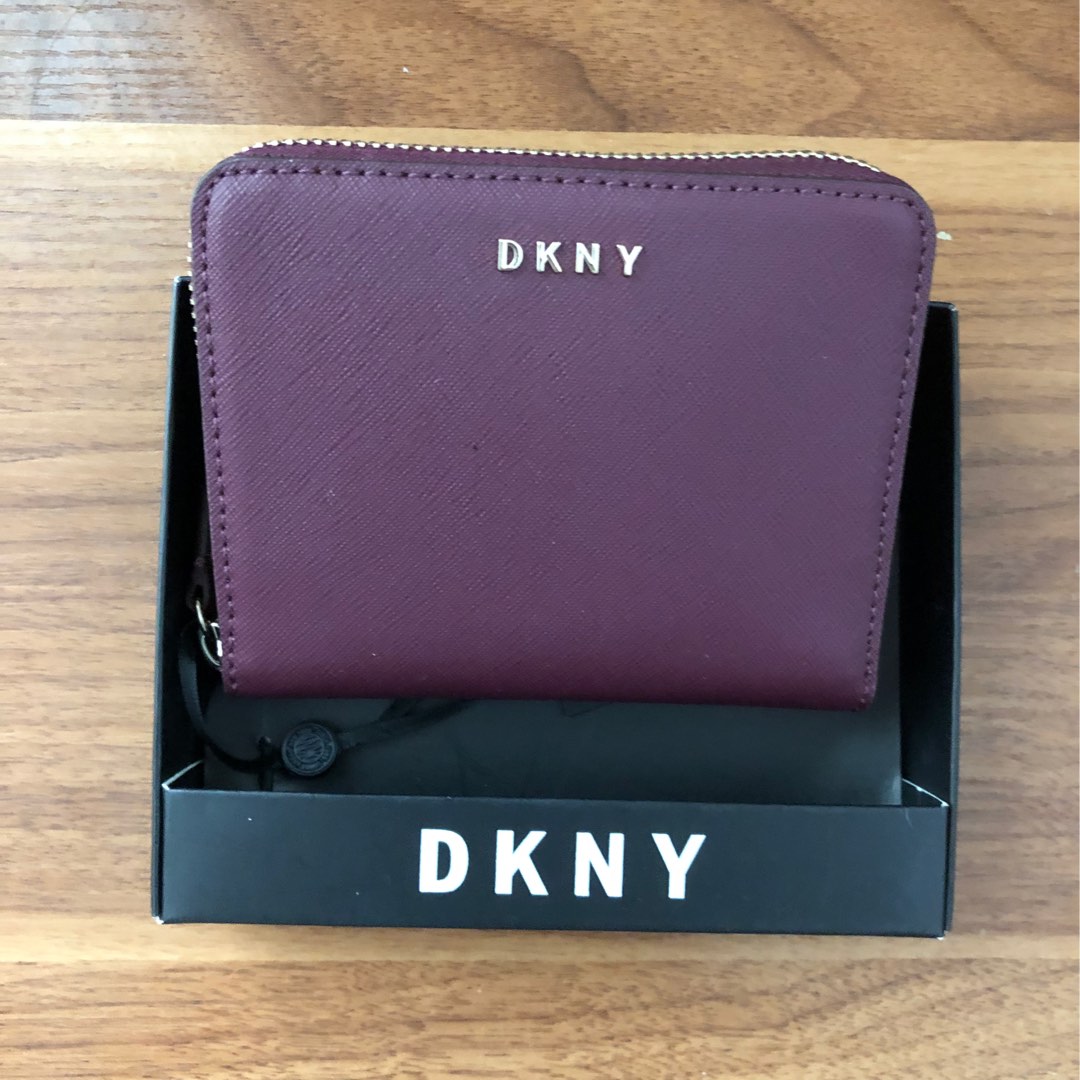 DKNY Zip Around Wallet (Small), Women's Fashion, Bags & Wallets ...