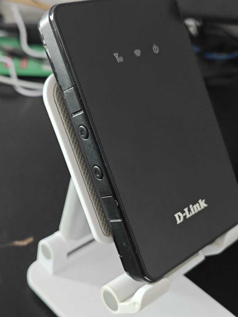 D-Link 4G/LTE Mobile Router DWR-932C, Computers & Tech, Parts ...