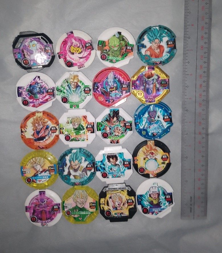 Dragon Ball Discross Arcade Game Chips 20 Pieces Set Goku Vegeta Gohan ...