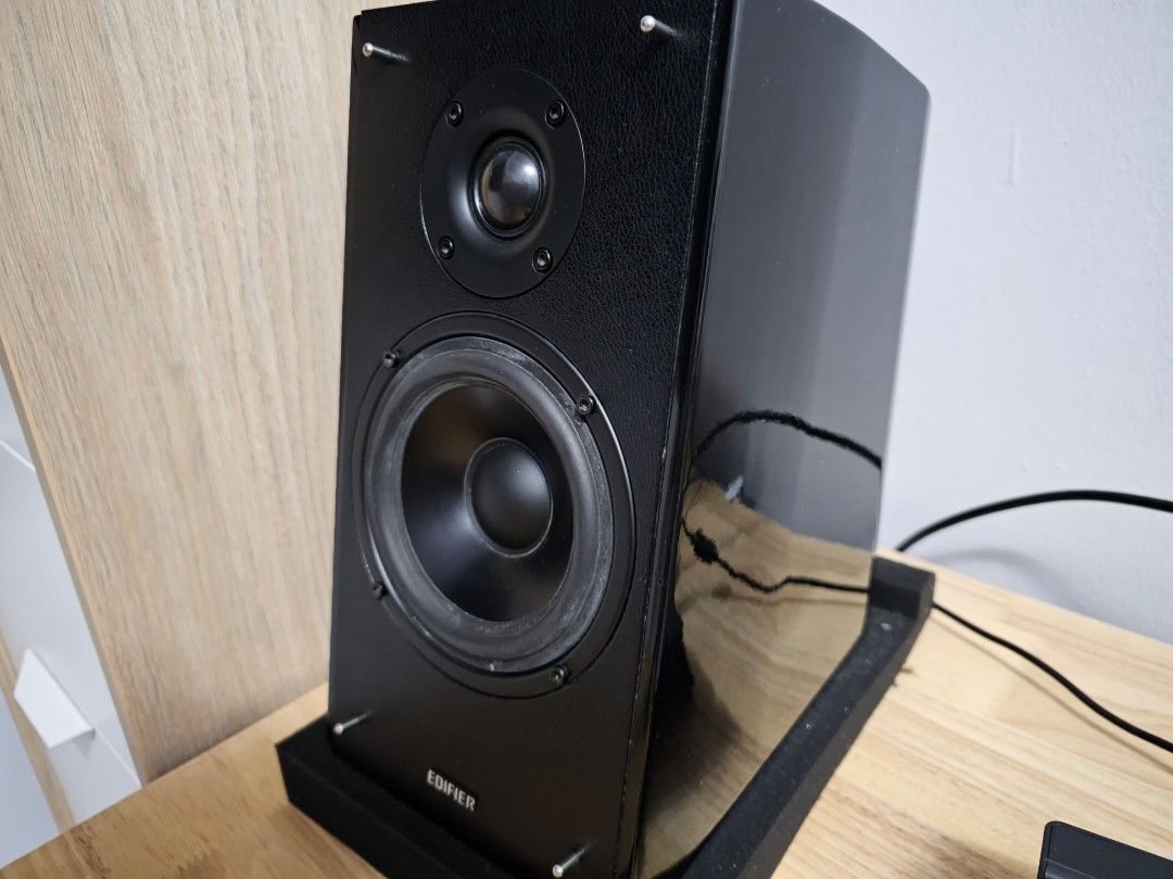 Edifier R2000DB (with box, grilles, all cables, remote), Audio ...