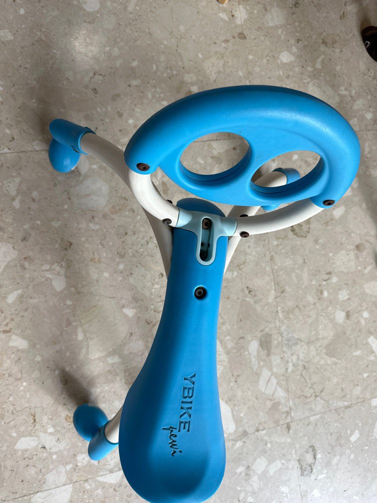 Free YBike Pewi Walker and Tricycle Bike, Sports Equipment, Bicycles ...