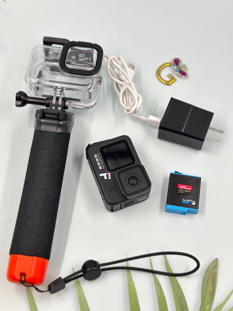 Go Pro Hero 9 Black 20MP 5K Edition 2022 Purchased with accessories ...