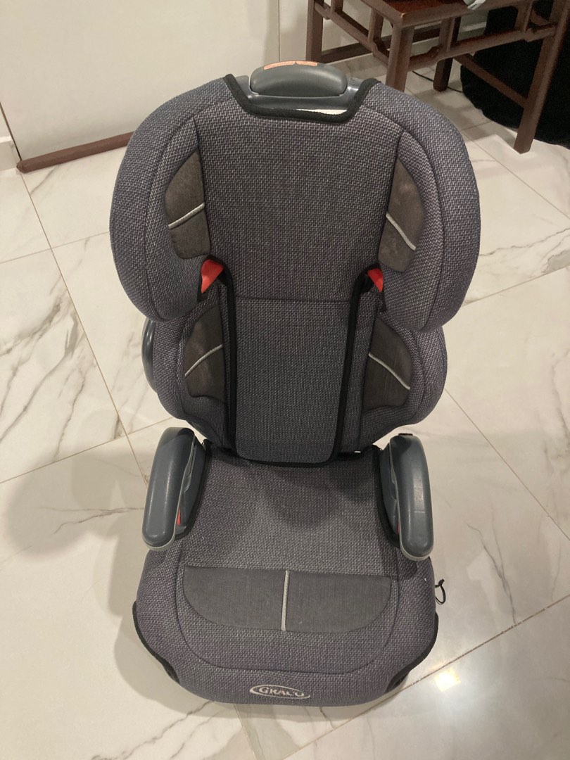 Graco Booster car seat, Babies & Kids, Going Out, Car Seats on Carousell