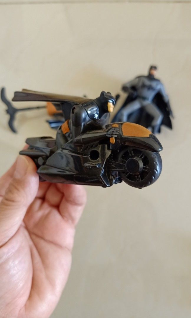 Happy Meal Batman set, Toys & Collectibles, Mainan di Carousell