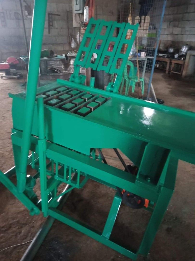 Heavy duty chb machine, Commercial & Industrial, Construction Tools ...