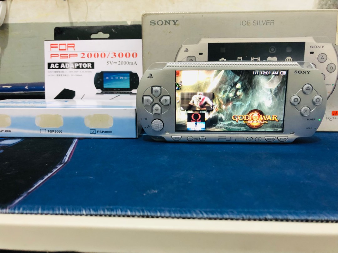 Heavy duty psp series fat good as new, Video Gaming, Video Game ...