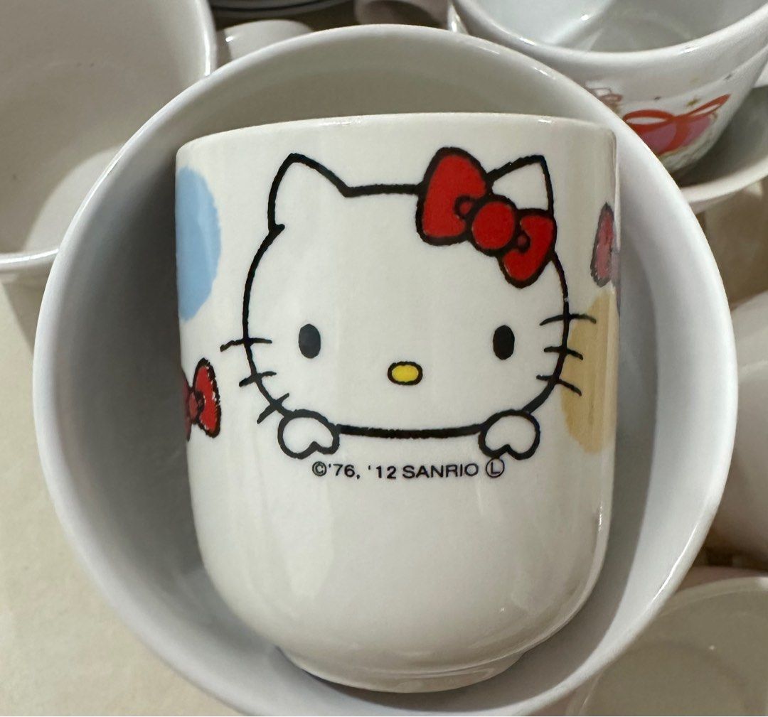 Hello kitty on Carousell