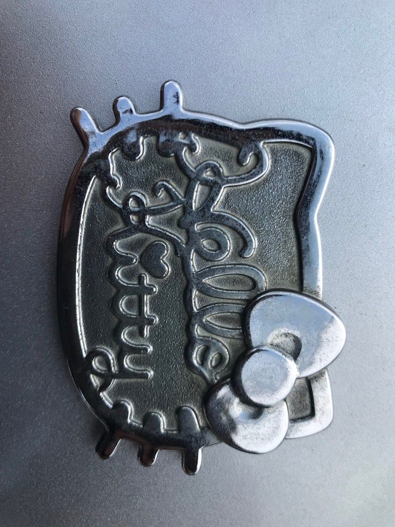 hello kitty emblem, Furniture & Home Living, Home Decor, Vases ...