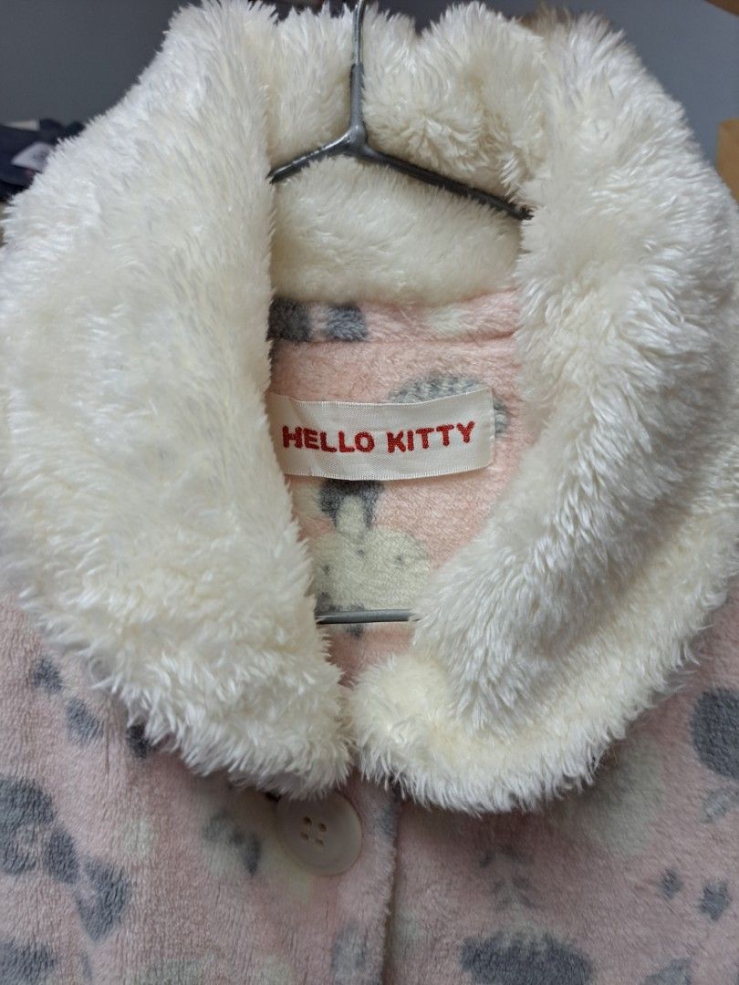 Hello Kitty Fur Vest Collectible on Carousell