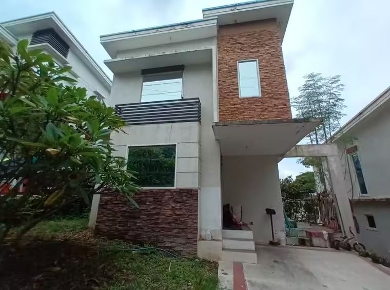 House and Lot For Sale Block 4, Lot 7, (Block 4, Lot 10) Cocoplum ...
