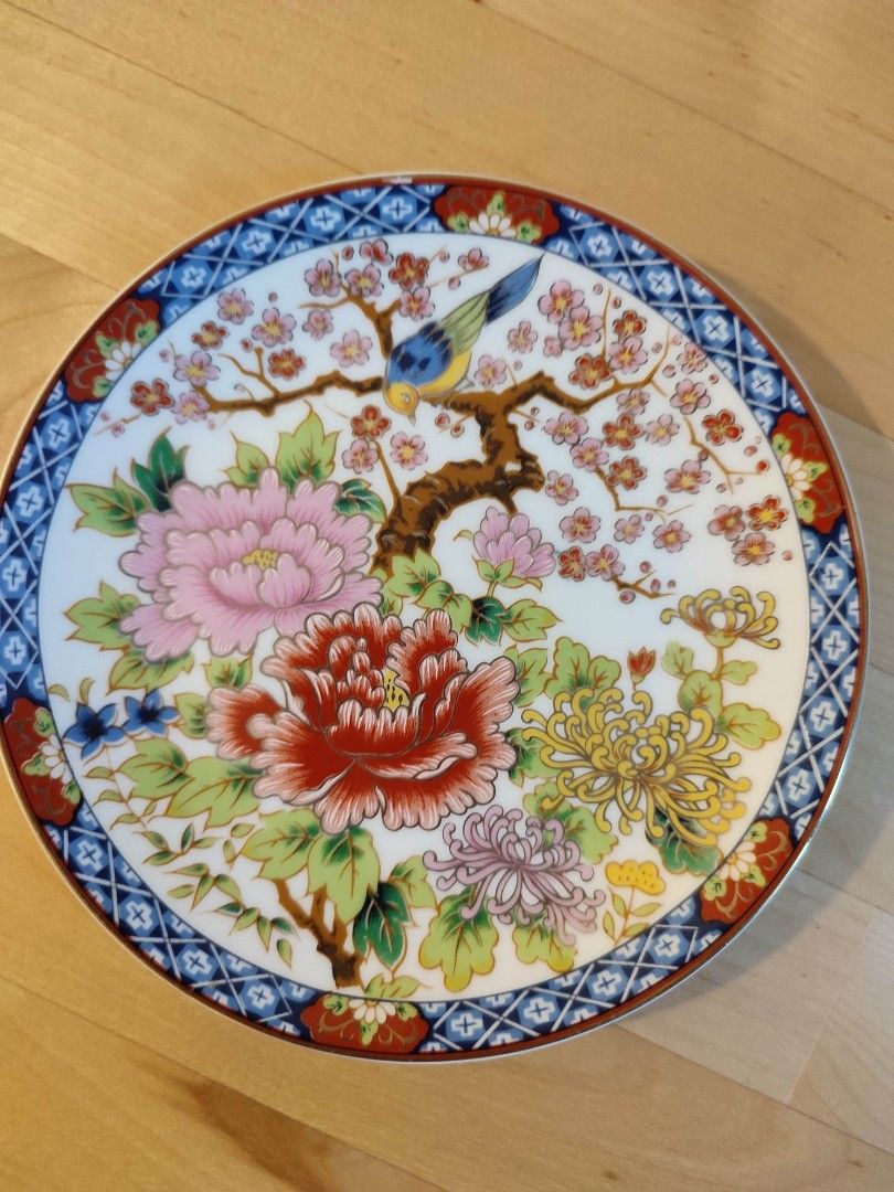 Japanese Porcelain Imari Plates, Hobbies & Toys, Memorabilia ...