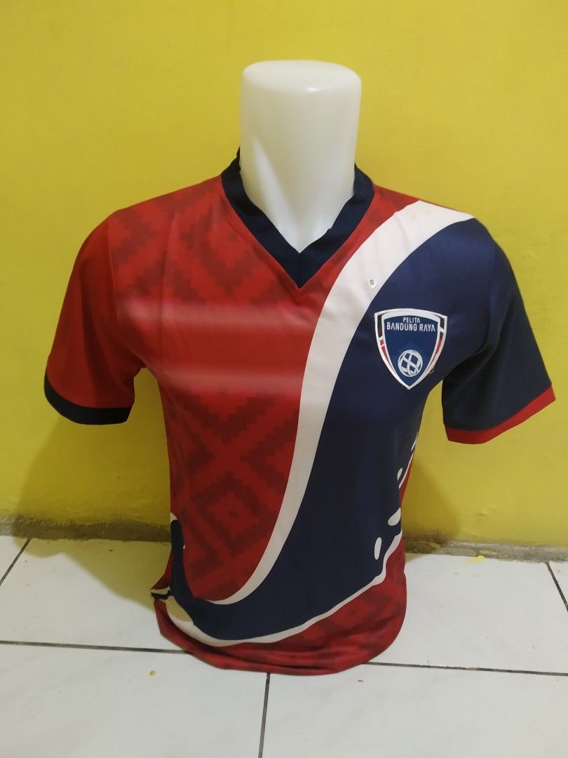 Jersey Sepakbola Pelita Bandung Raya ORIGINAL, Olah Raga, Baju Olahraga ...
