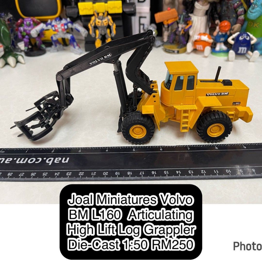 Joal Miniatures Volvo BM L160 Articulating High Lift Log Grappler ...