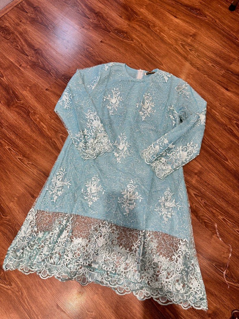 Kebaya tule brokat warna biru, Fesyen Wanita, Pakaian Wanita, Atasan di ...