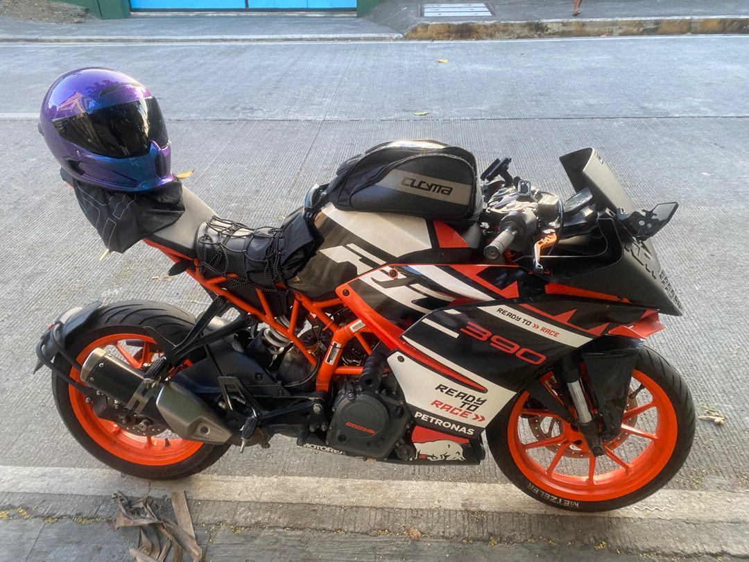Ktm rc 390 v2 sports bike expressway legal on Carousell