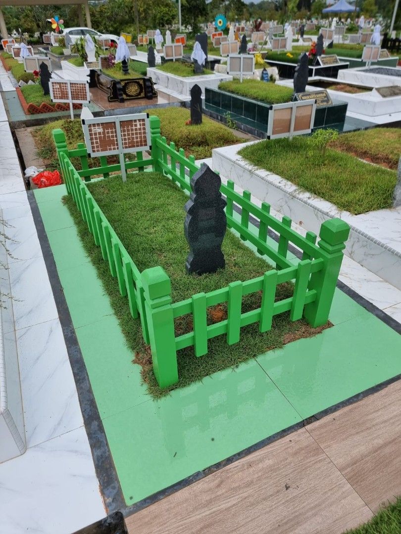 Kubur Dapur Dapur Berpagar Kayu, Lifestyle Services, Others on Carousell