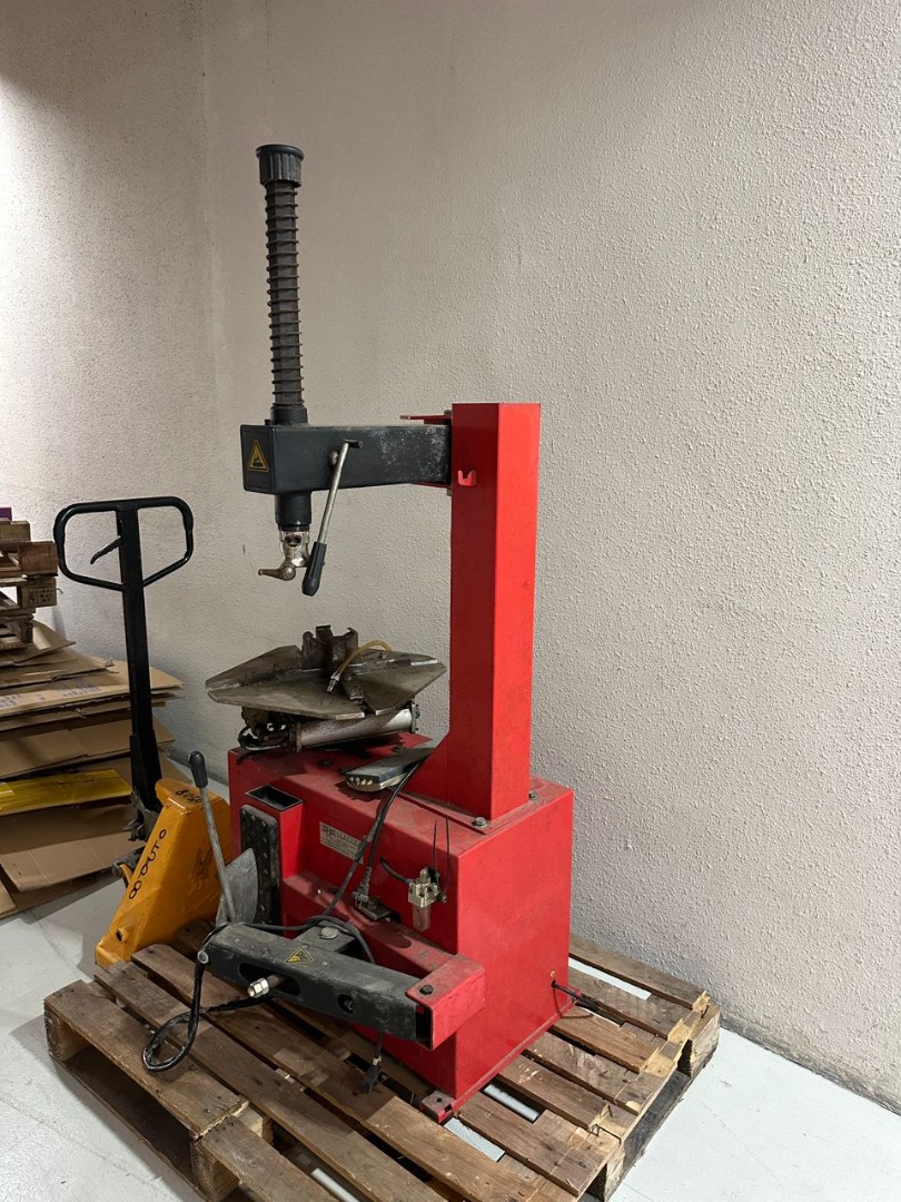 Last Piece Ready Stock 2nd hand Tyre wheel Changer changing Machine ...