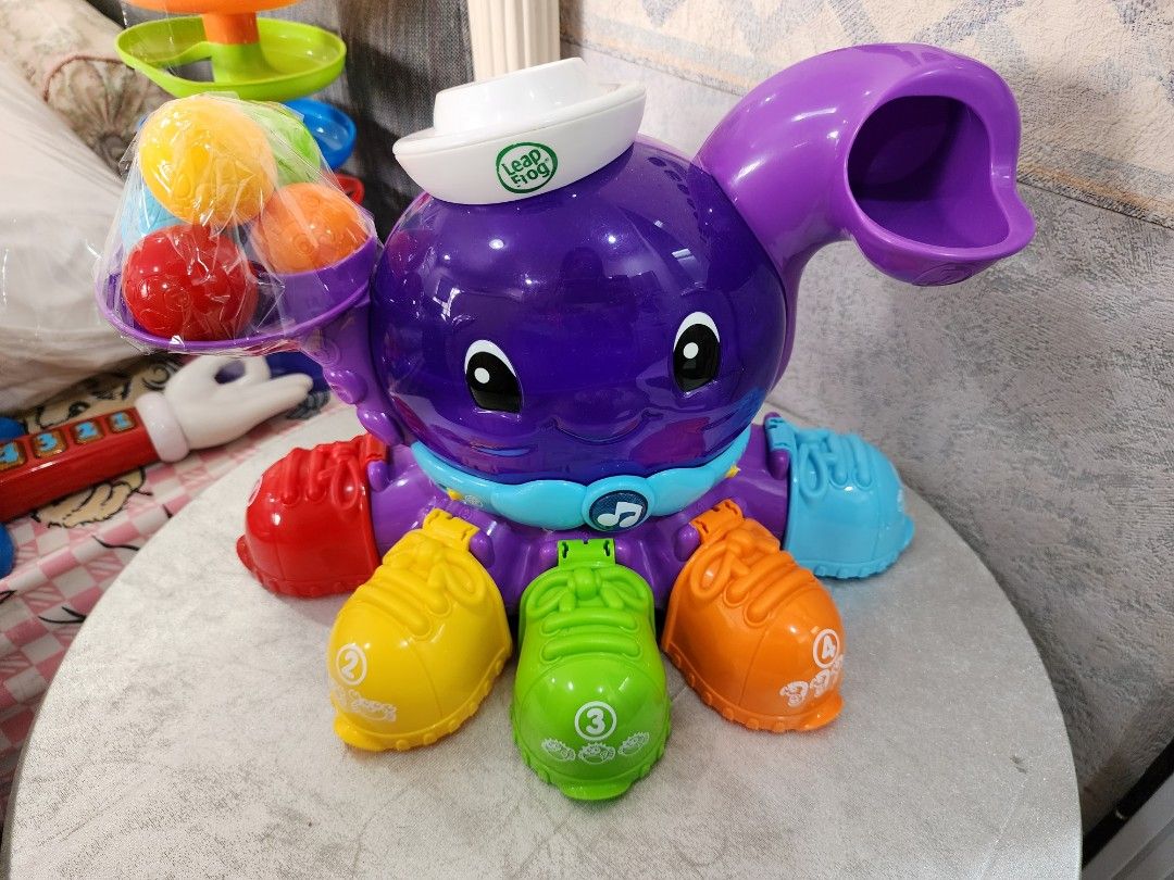 Leapfrog Peek-a-Shoe Talking Octopus, Hobbies & Toys, Toys & Games on ...