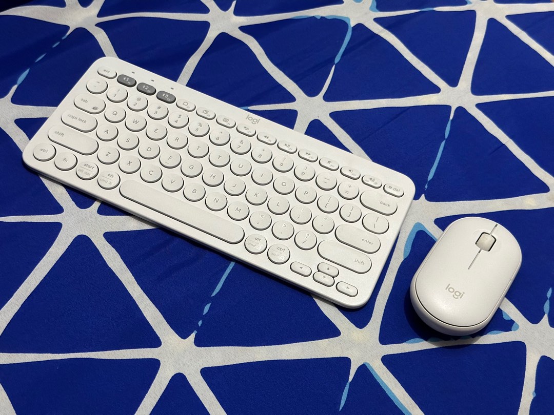 Logi Wireless Keyboard And Mouse Computers And Tech Parts And Accessories