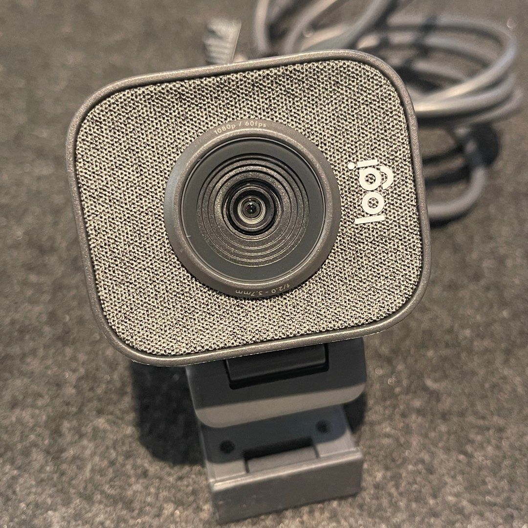 Logitech For Creators Streamcam Computers Tech Parts Accessories Webcams On Carousell