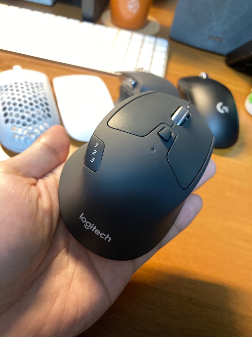 Logitech Triathlon M720 Mouse Tri-mode Wireless Bluetooth, Computers ...