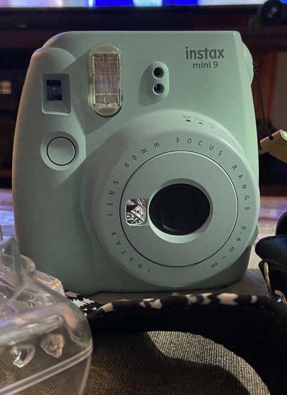 mini instax 9, Photography, Cameras on Carousell