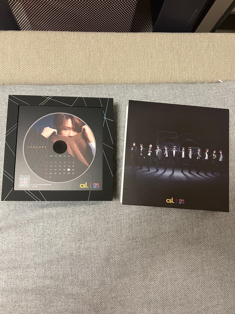 Mirror x csl 月曆, 興趣及遊戲, 收藏品及紀念品, 日本明星 - Carousell