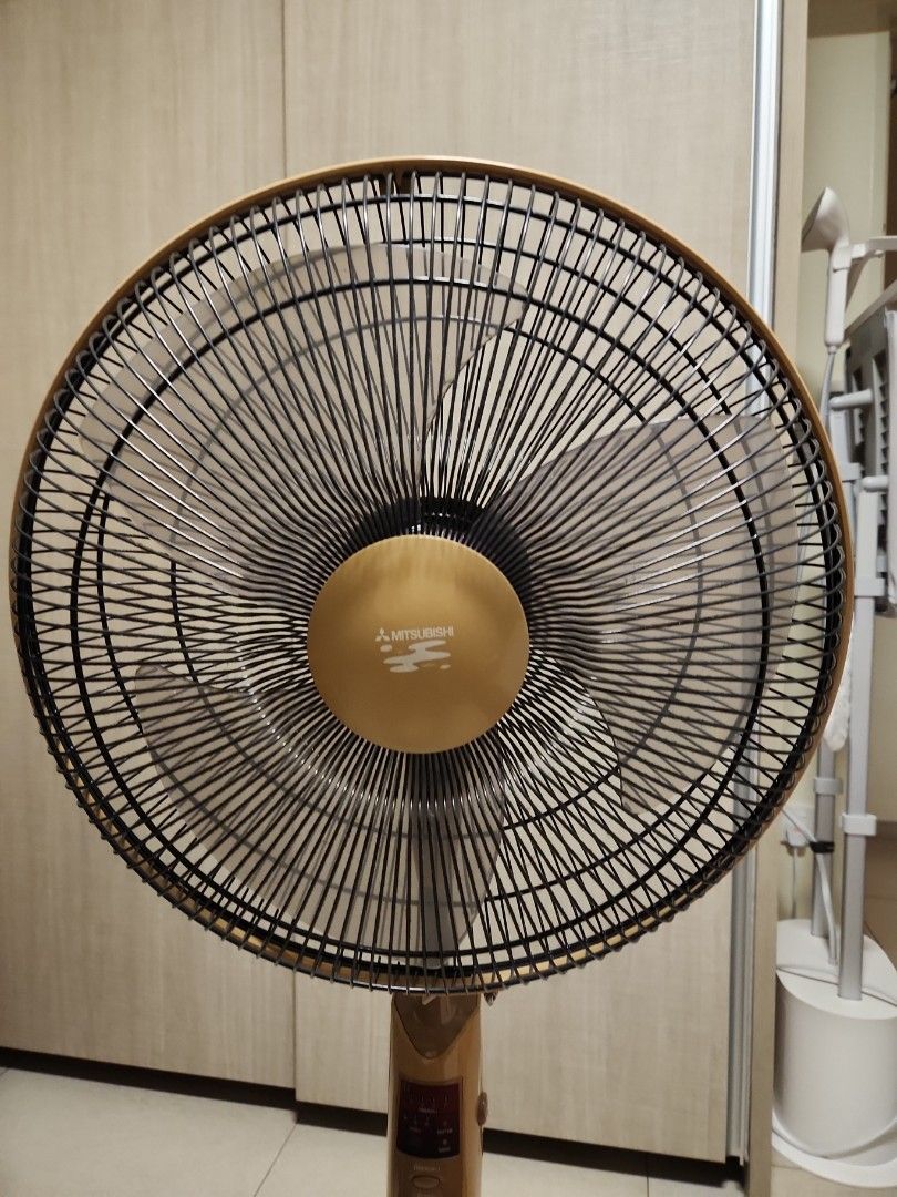 Mitsubishi stand fan LV16-RH, Furniture & Home Living, Lighting & Fans ...
