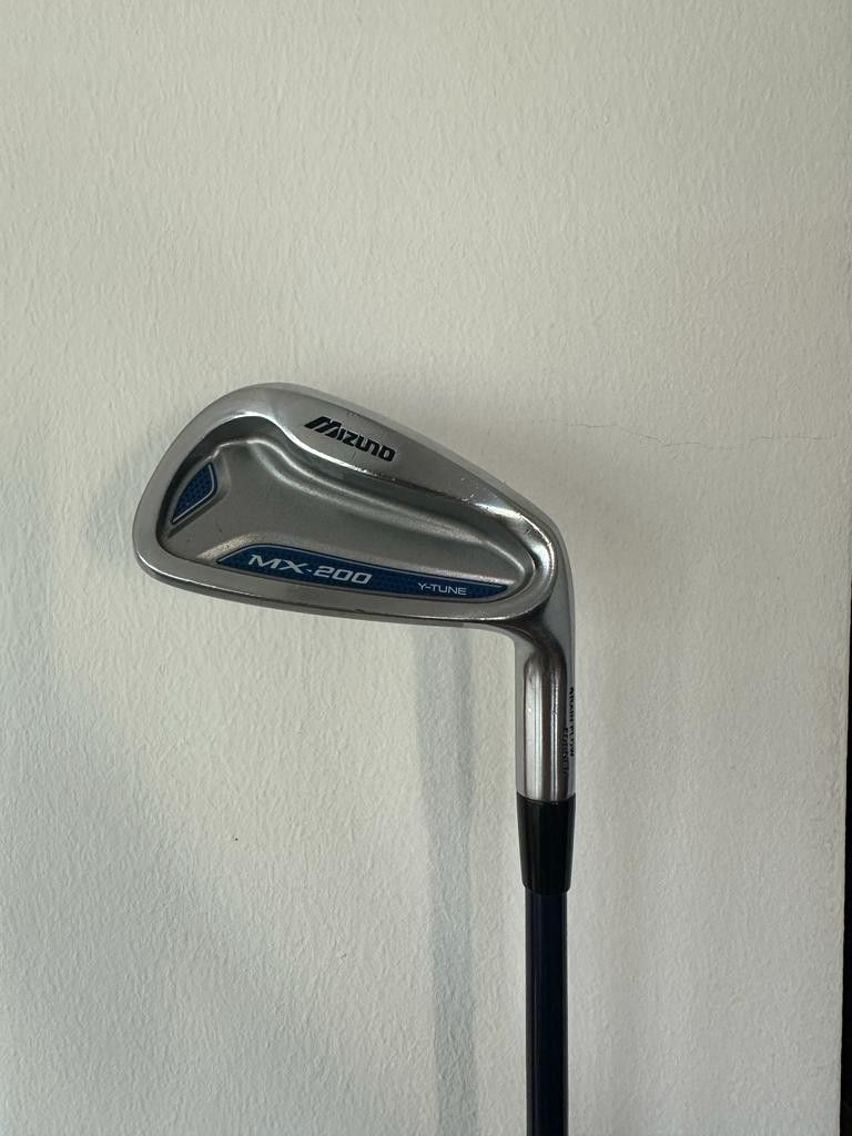 Mizuno MX-200 (S-4), Sports Equipment, Sports & Games, Golf on Carousell
