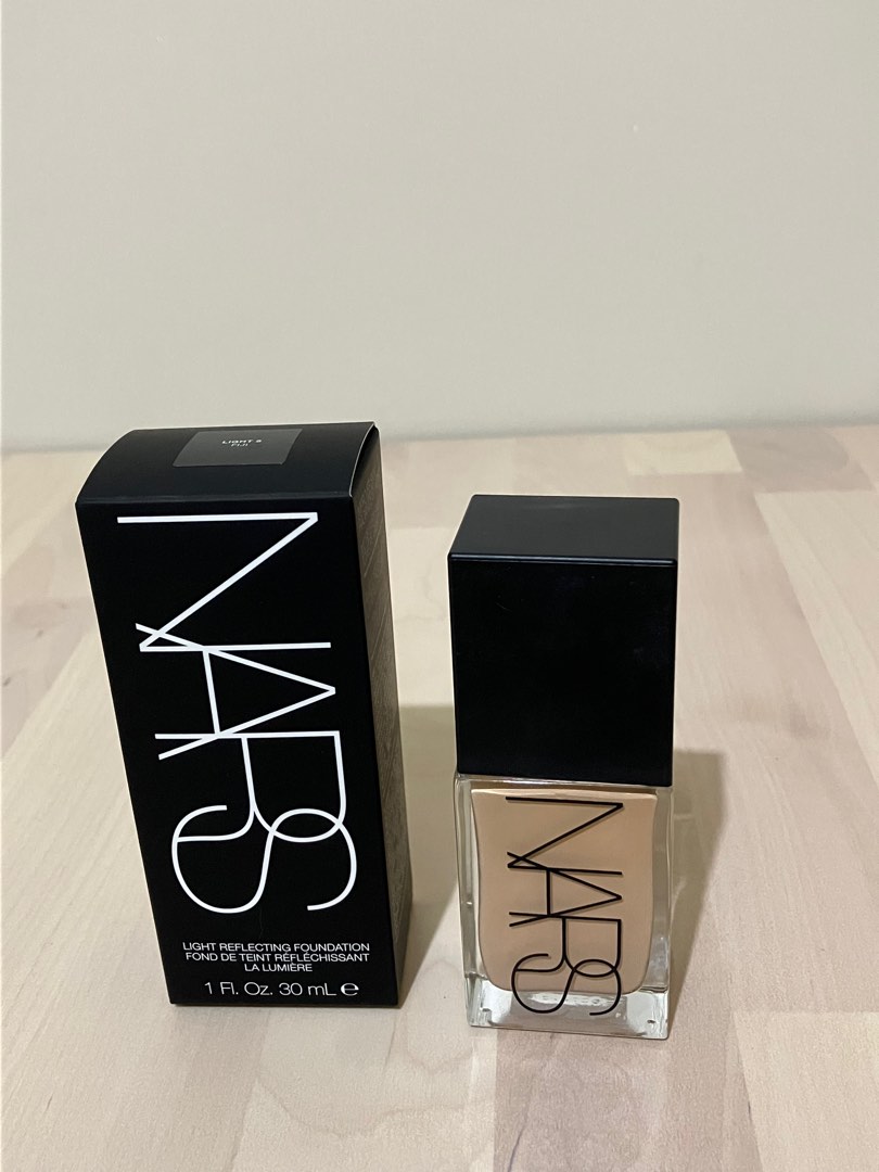 Nars Light Reflecting Foundation shade Fiji on Carousell