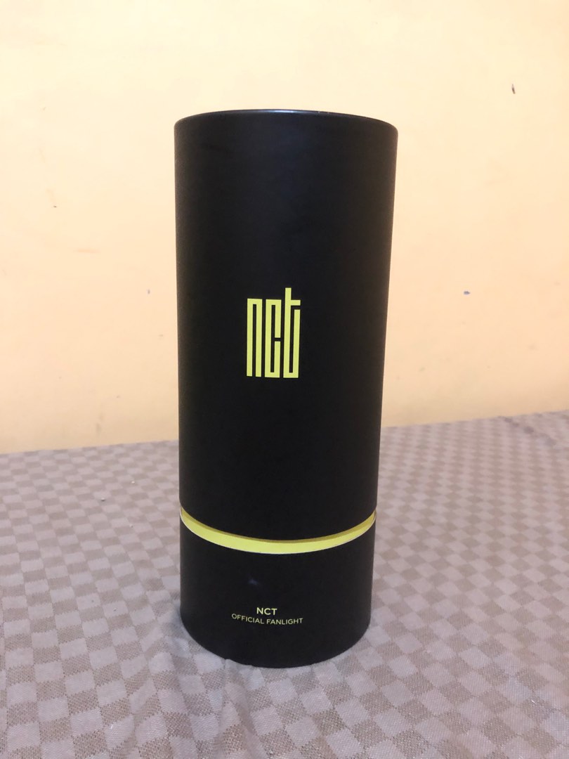 NCT Official Lightstick used once, Hobbies & Toys, Memorabilia ...