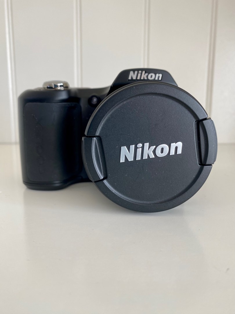 Nikon Coolpix L100 Matte Black, Photography, Cameras on Carousell