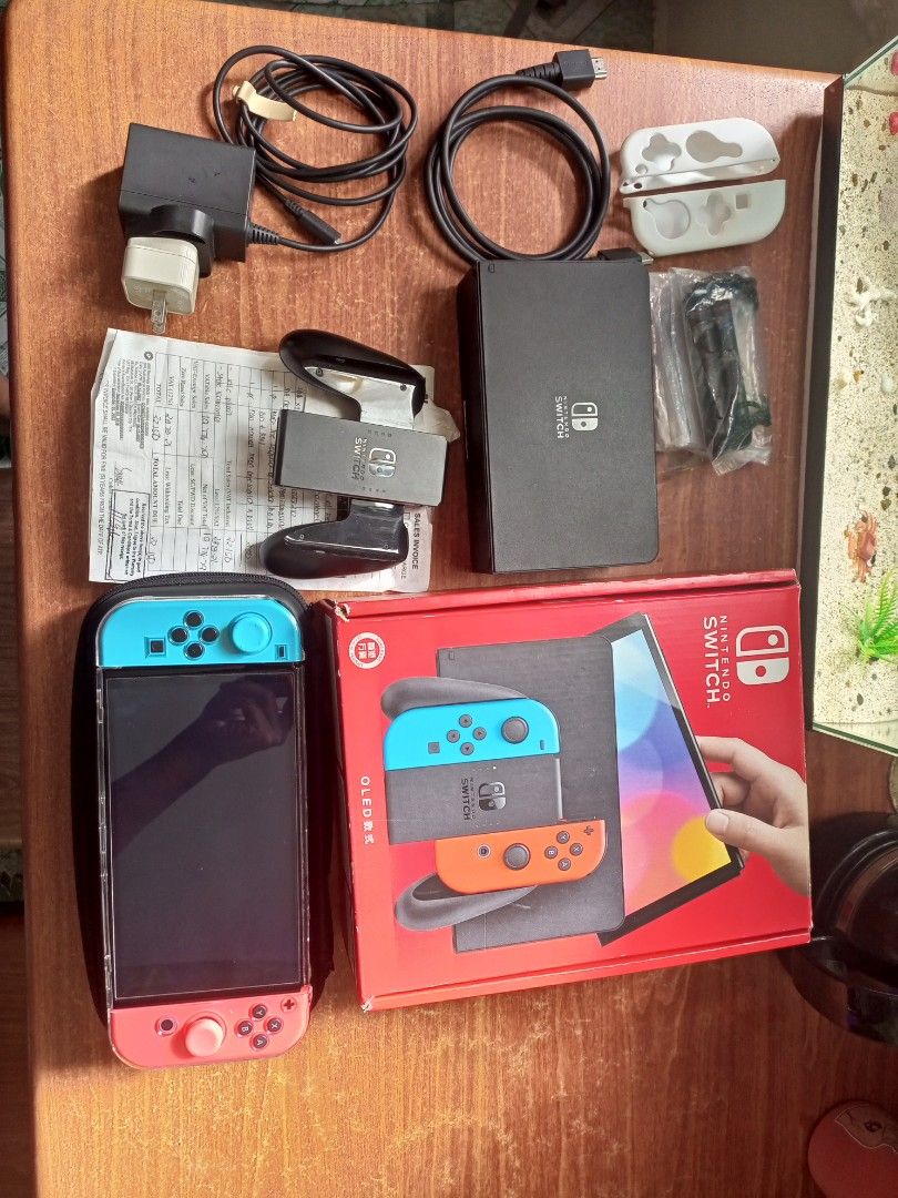 Nintendo switch OLED, Mobile Phones & Gadgets, Other Gadgets on Carousell