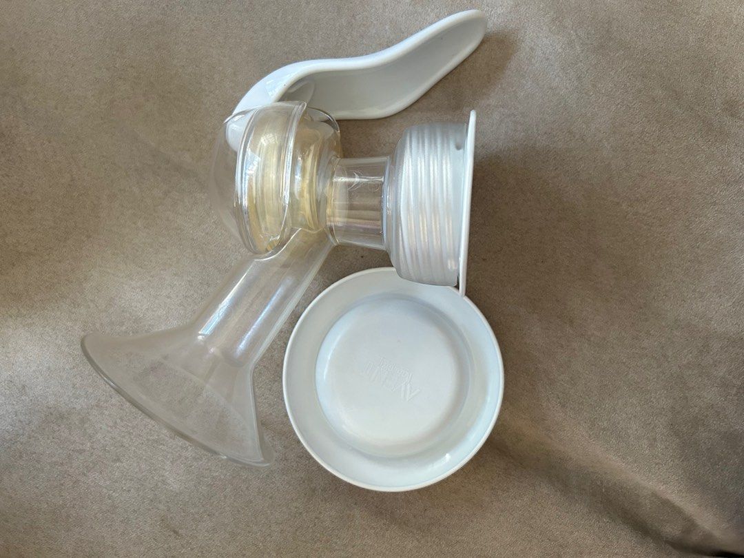 PHILLIP breast hand pump, Babies & Kids, Nursing & Feeding ...