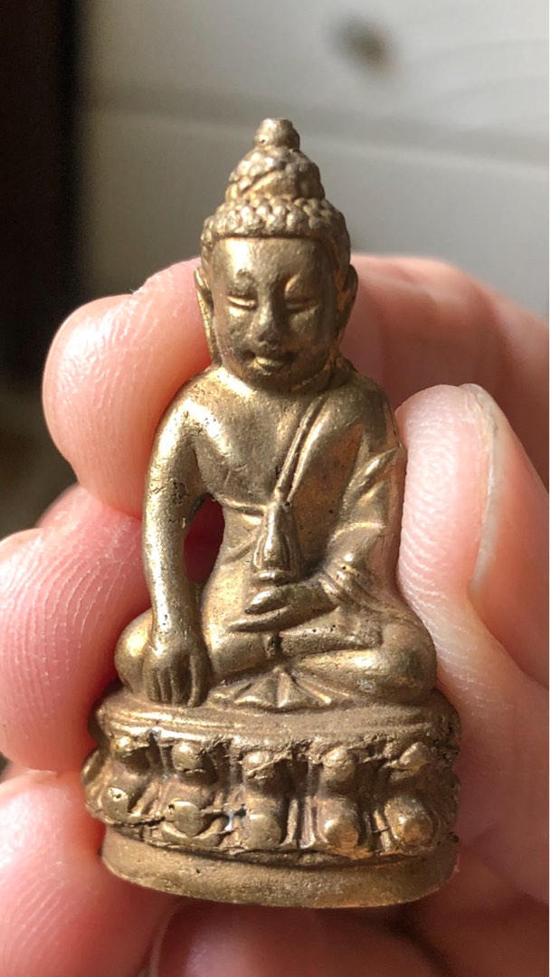 Phra kring wat Suthat Be 2538, Hobbies & Toys, Memorabilia & Collectibles, Religious Items on ...