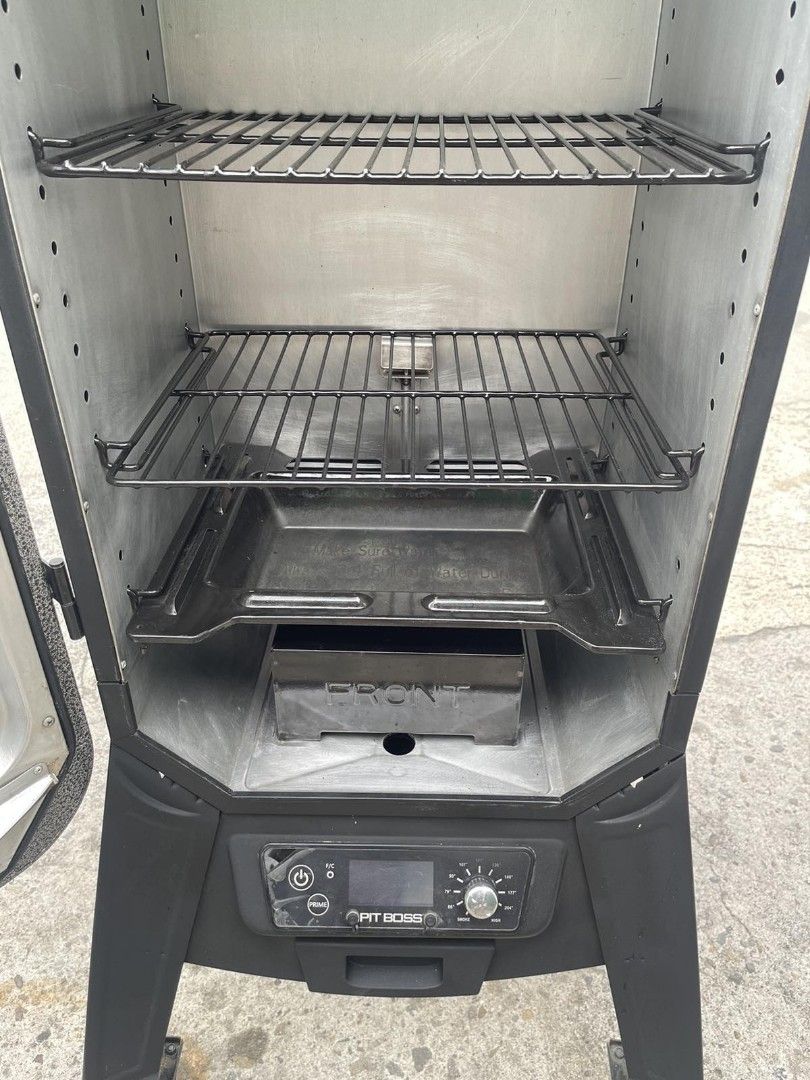 Pit Boss Vertical Wood Pellet Smoker, TV & Home Appliances, Kitchen ...
