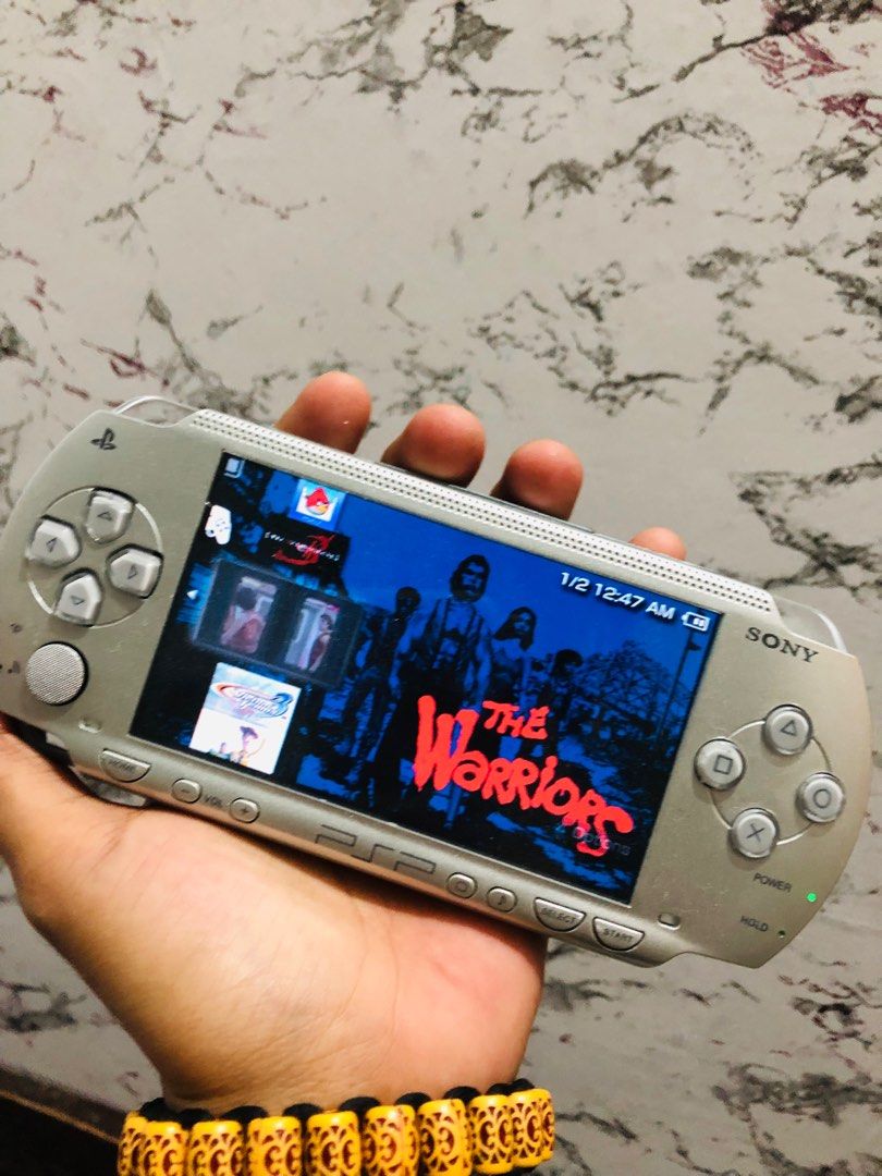 Psp 1000 series good as new heavy duty console, Video Gaming, Video Game Consoles, PlayStation ...