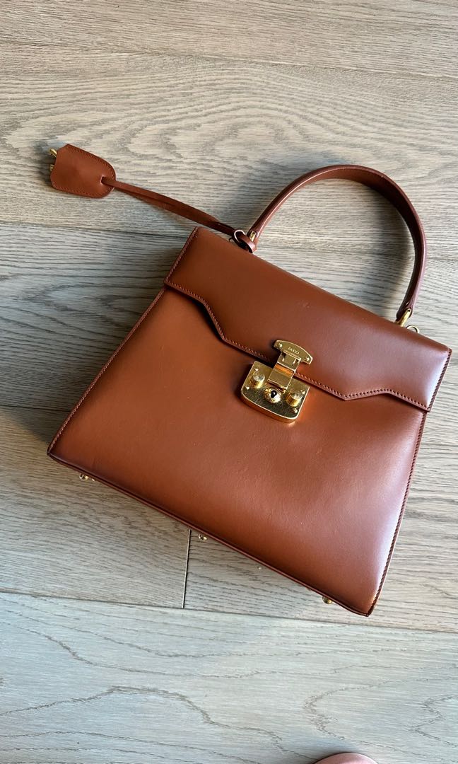 Rare Vintage Gucci Kelly lock Bag (small size), 名牌, 手袋及銀包 - Carousell