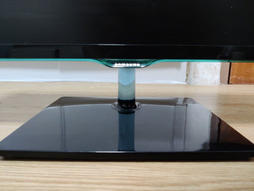 Samsung LED monitor S24D390HL 24inch 23.6 inch, Computers & Tech, Parts ...