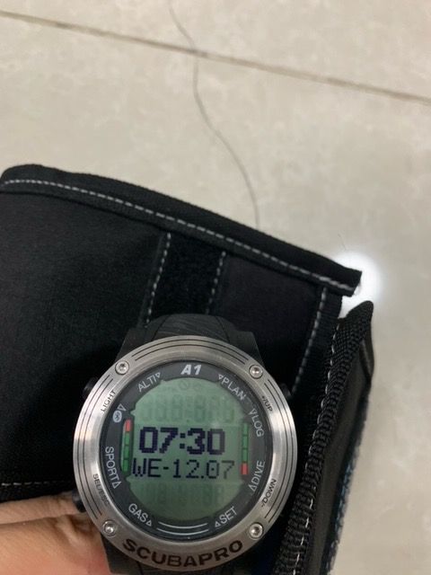 Scuba pro Alladin 1 watch, Luxury, Watches on Carousell