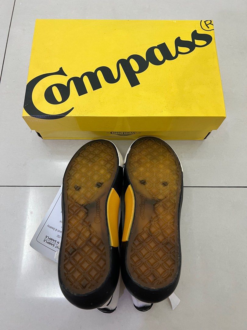 Sepatu FXXKING RABBIT FR2 X COMPASS Proto High Japan V2 size 27 cm ...