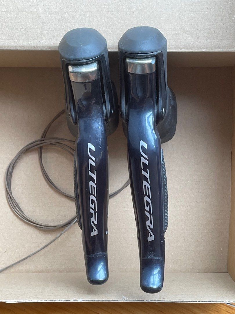 Shimano Ultegra ST-6870 Di2 Shifters, Sports Equipment, Bicycles ...