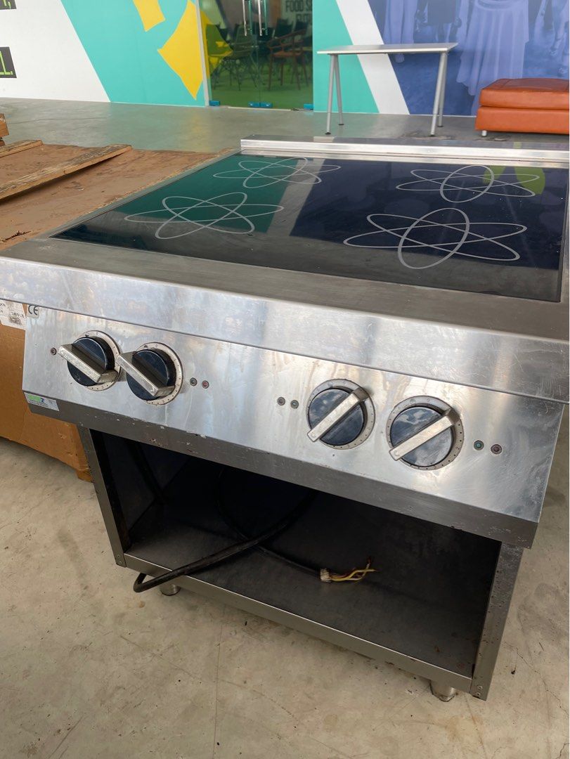 SILKO Essence 4-zone Induction Cooker, TV & Home Appliances, Kitchen Appliances, Cookers on ...