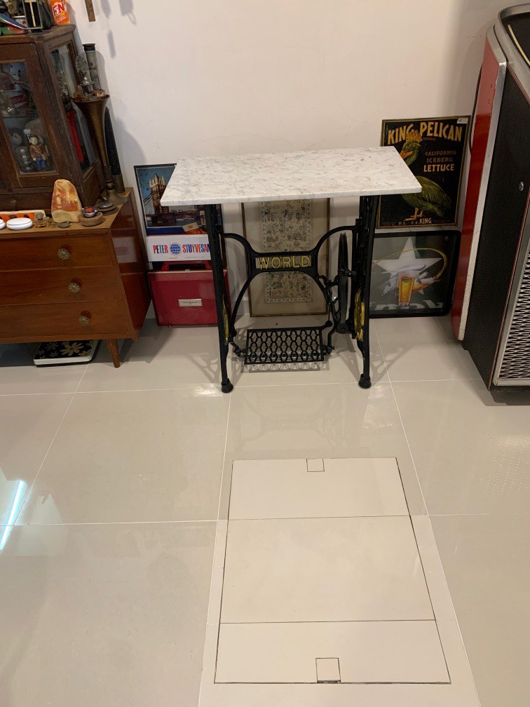 Singer, Furniture & Home Living, Furniture, Tables & Sets on Carousell