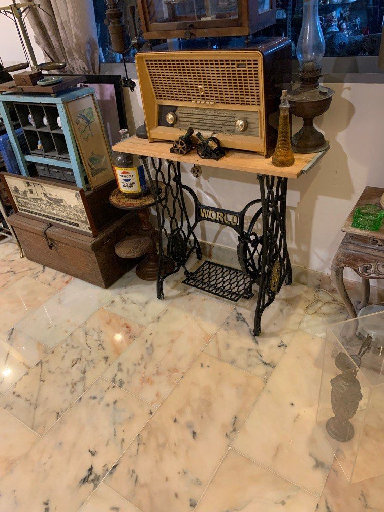 Singer table, Furniture & Home Living, Furniture, Tables & Sets on ...
